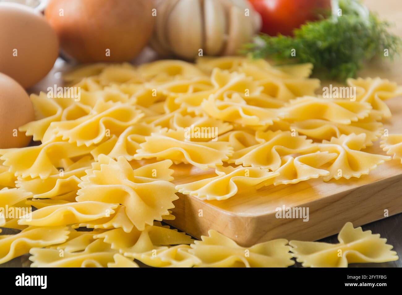 dry pasta spaghetti with ingredient Stock Photo - Alamy