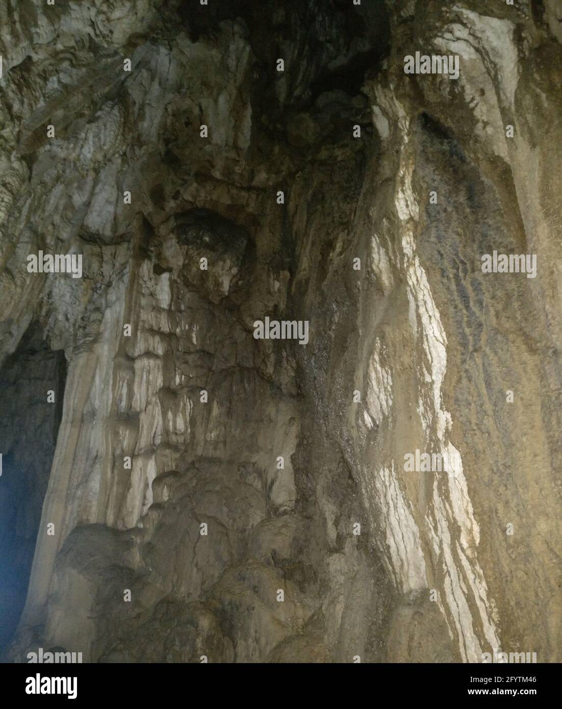 The beautiful rock formations inside the cave Stock Photo - Alamy