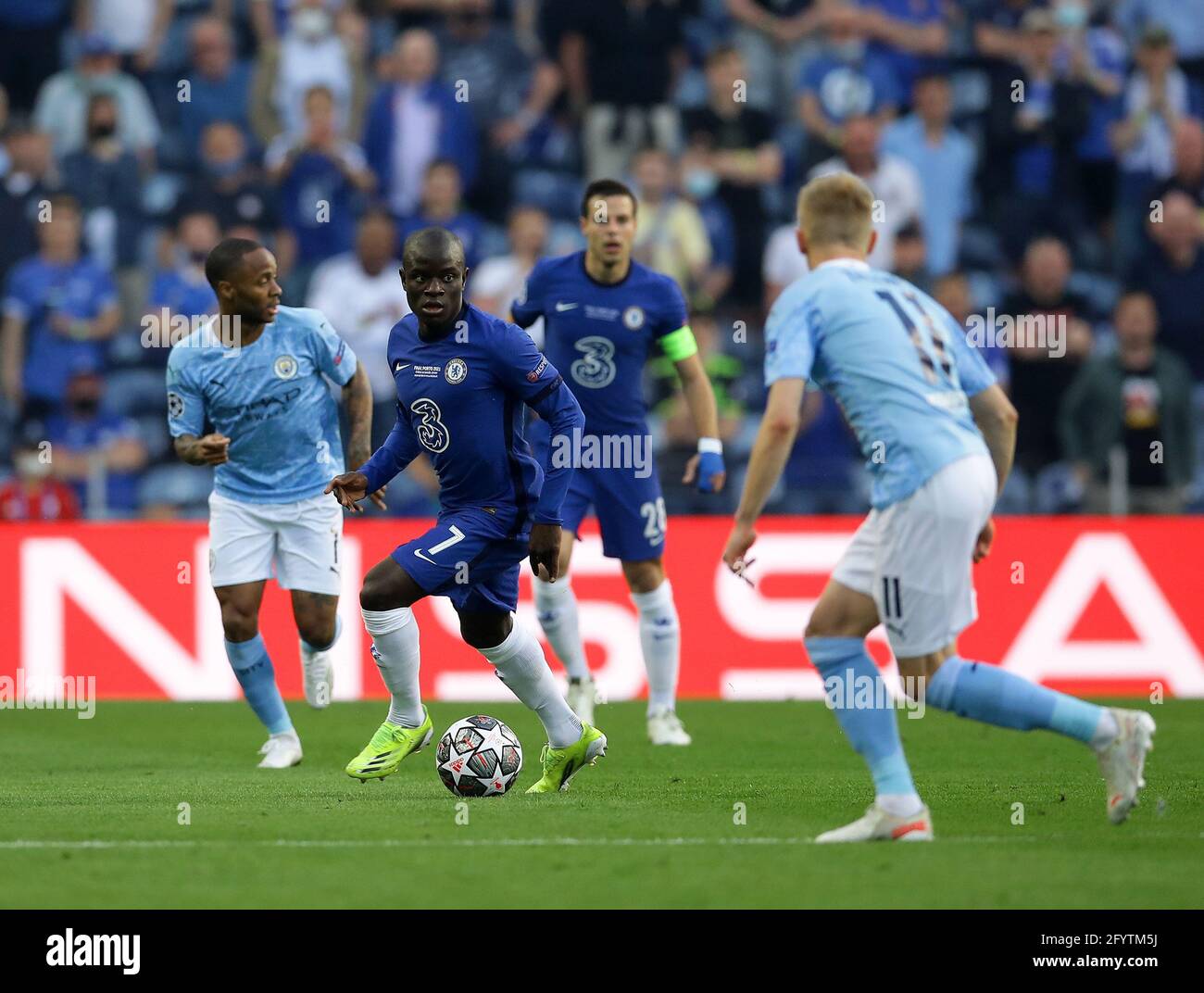 Ngolo kante trophy hi-res stock photography and images - Alamy