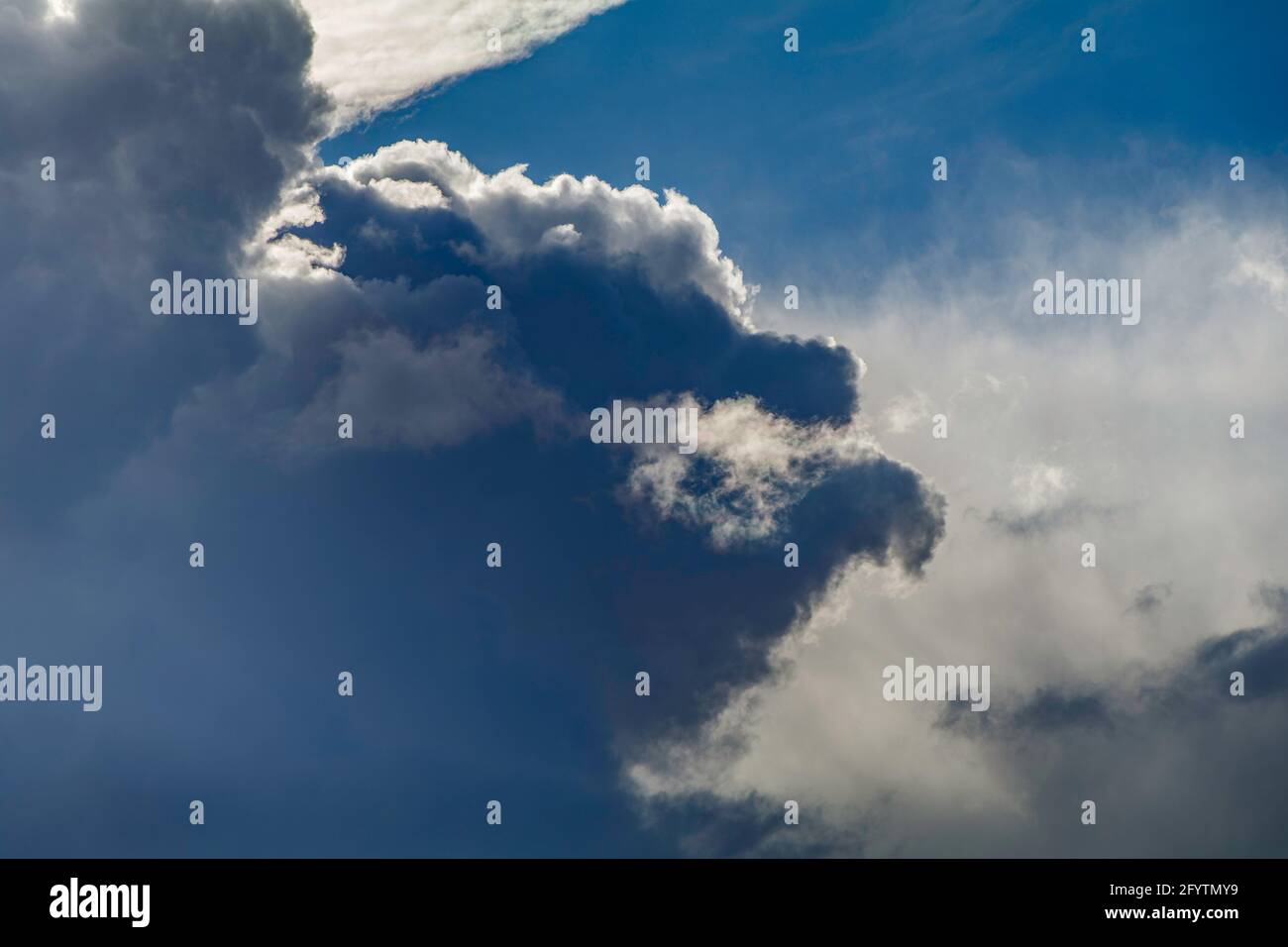Cumulus clouds rolling in from the Bristol channel Stock Photo - Alamy