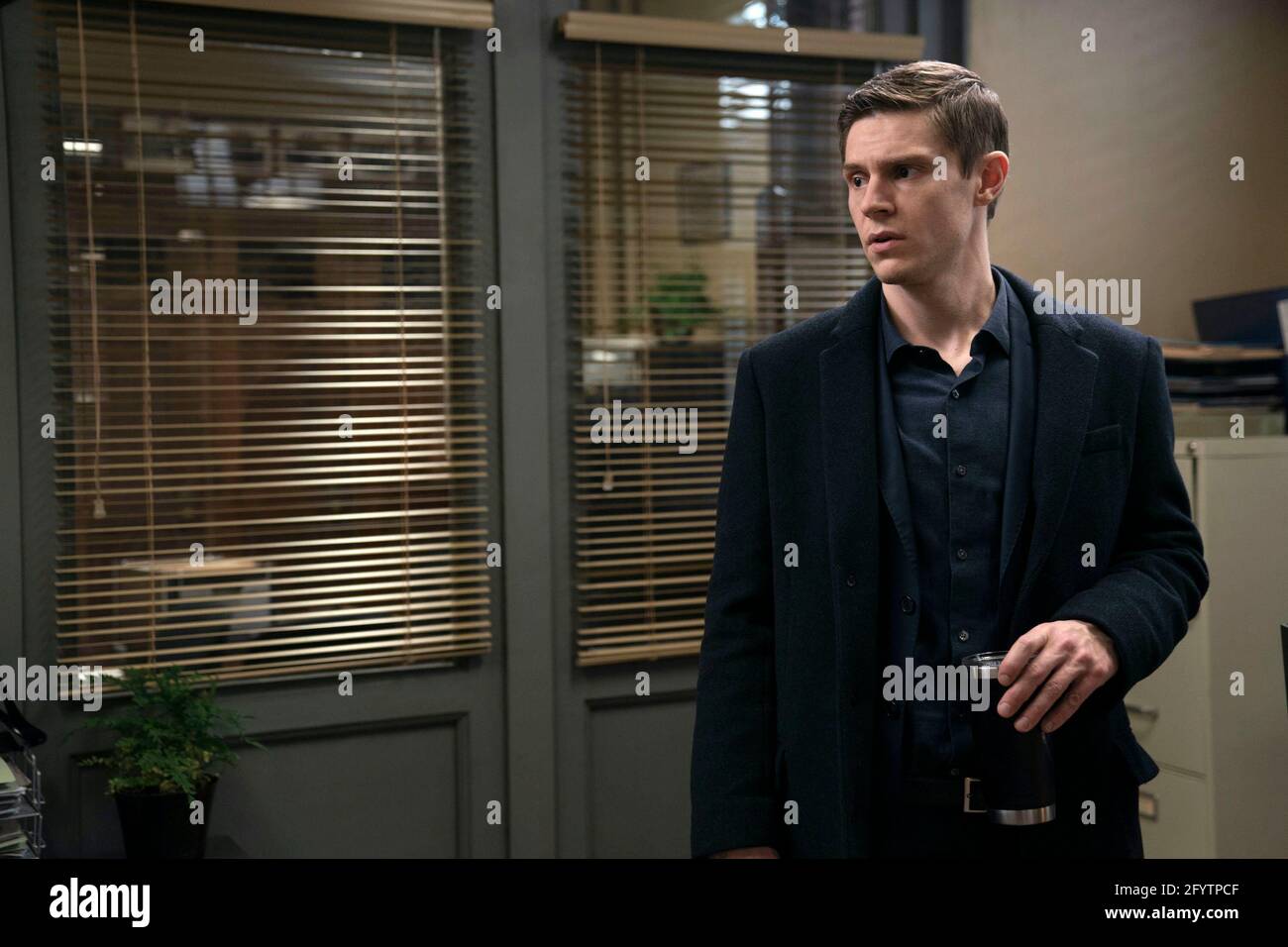 Evan Peters High Resolution Stock Photography and Images - Alamy