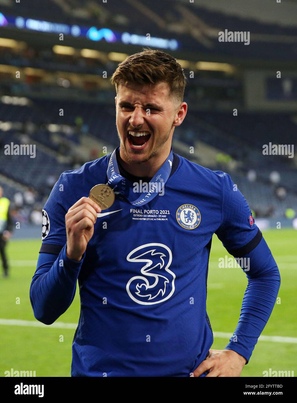 Mason mount hi-res stock photography and images - Alamy