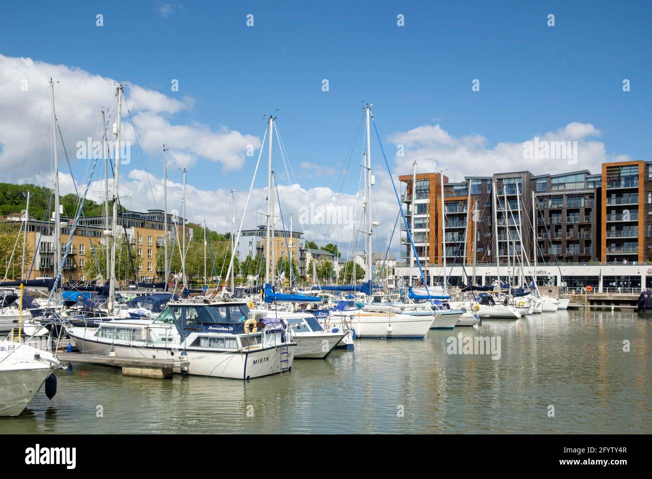 Portishead marina boats hi-res stock photography and images - Alamy