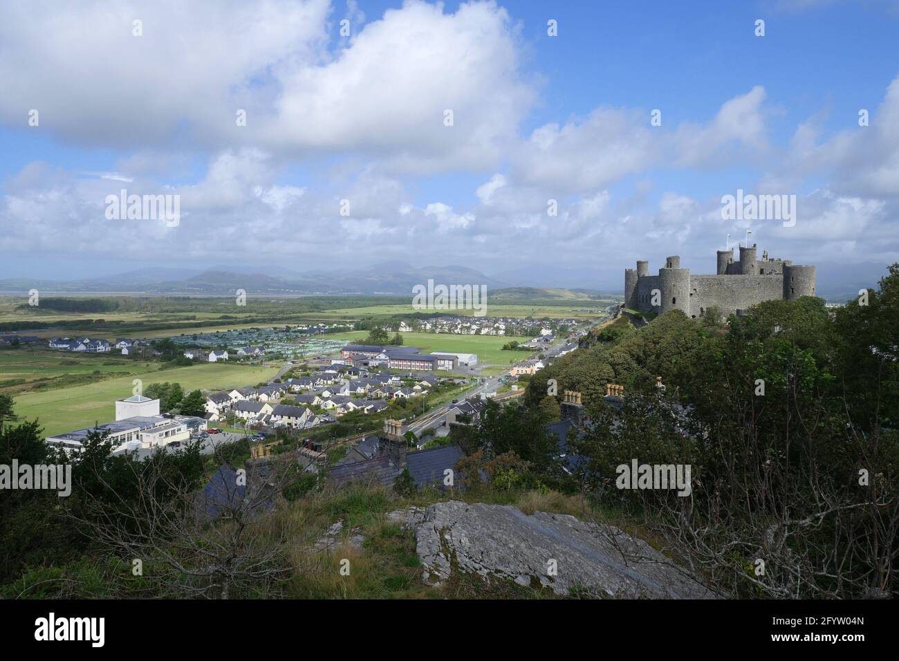 Harlech castle beach hi-res stock photography and images - Alamy