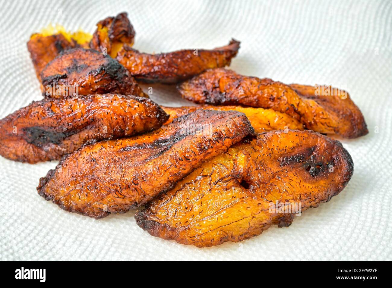 Deep fry hi-res stock photography and images - Alamy