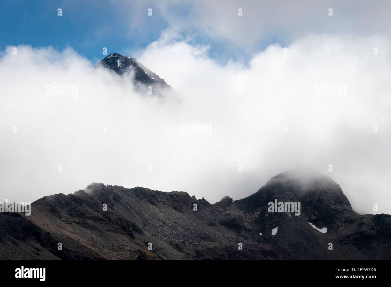 Mount rolleston hi-res stock photography and images - Alamy