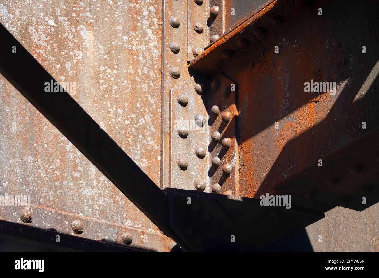 Detail of steel railway bridge over Bealey River, Arthurs Pass ...