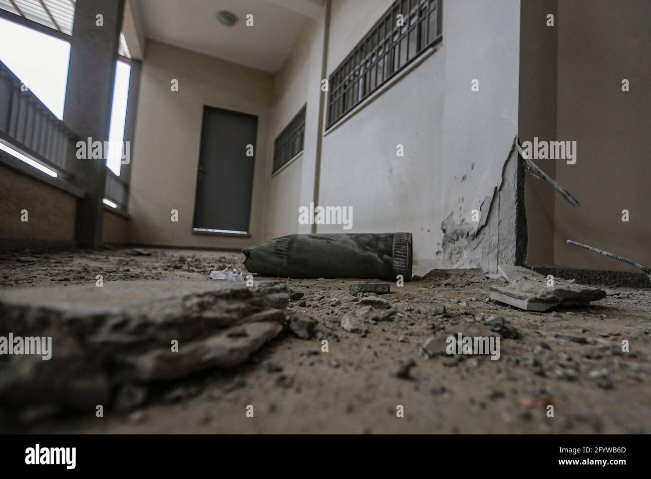 Exploded shell hi-res stock photography and images - Alamy