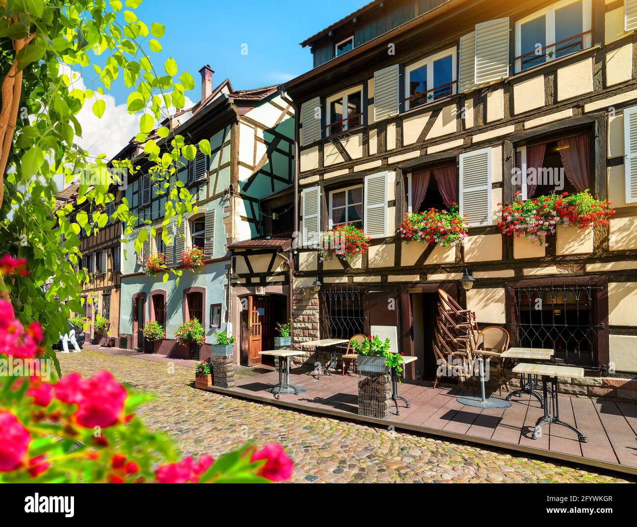 Cafe on street of Strasbourg in the morning, France Stock Photo - Alamy