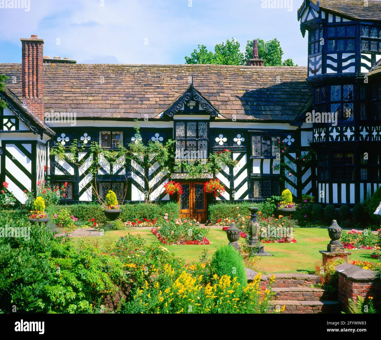UK, England, Cheshire, Gawsworth Hall, summer, detail Stock Photo - Alamy
