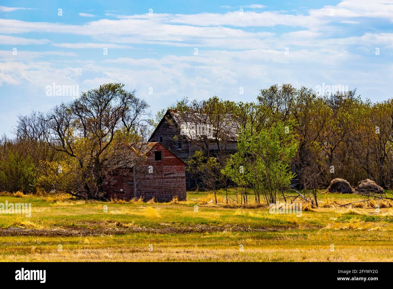 Deserted farm house hi-res stock photography and images - Alamy