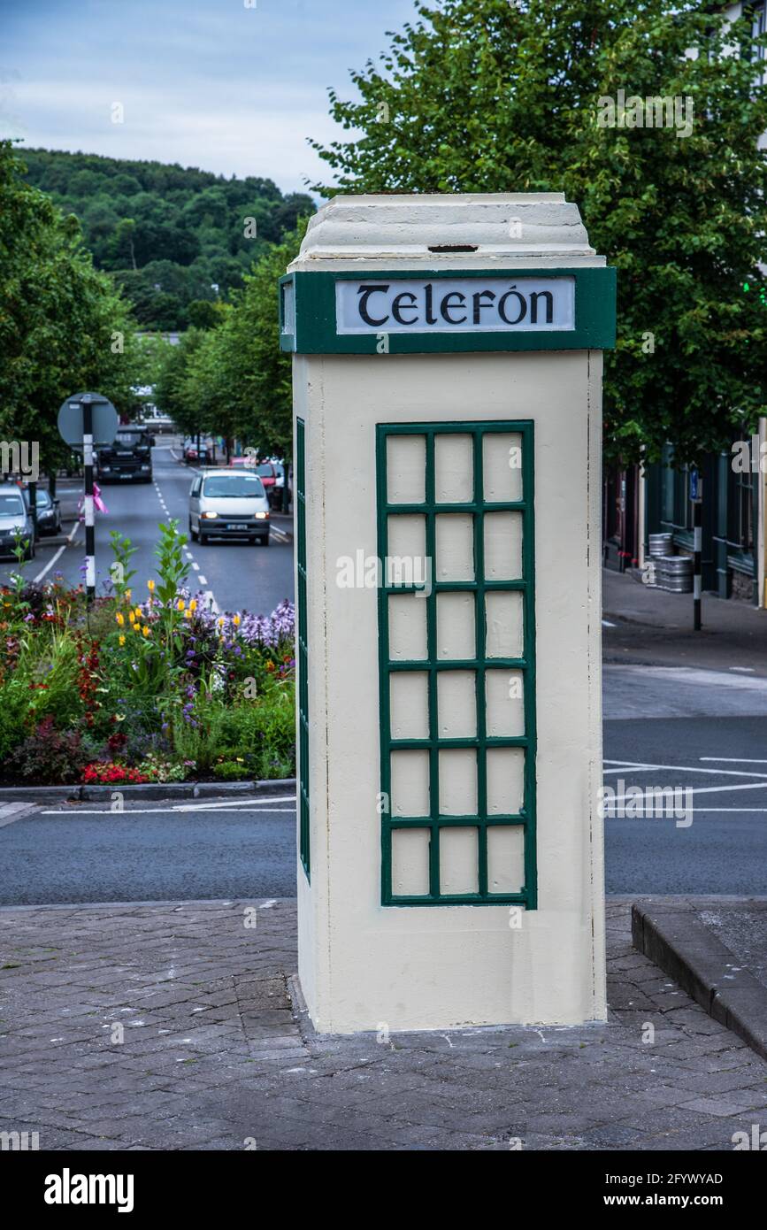 Old fashioned telephone booth hi-res stock photography and images - Alamy