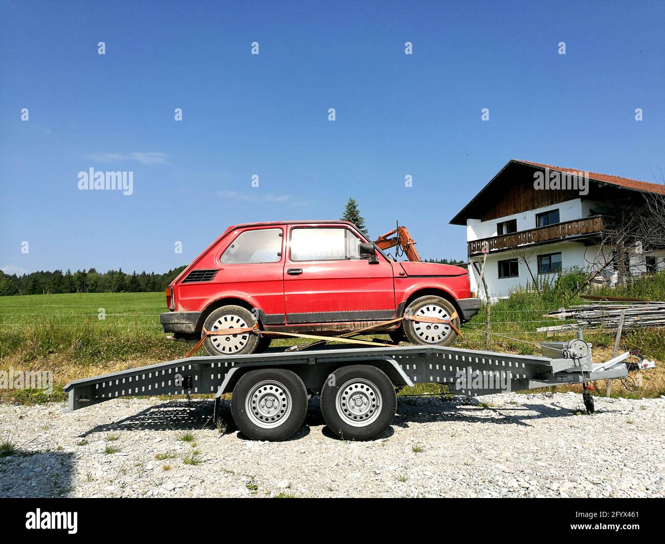 Old car with trailer hi-res stock photography and images - Alamy