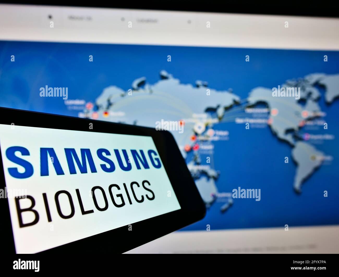 Samsung internet logo hi-res stock photography and images - Alamy