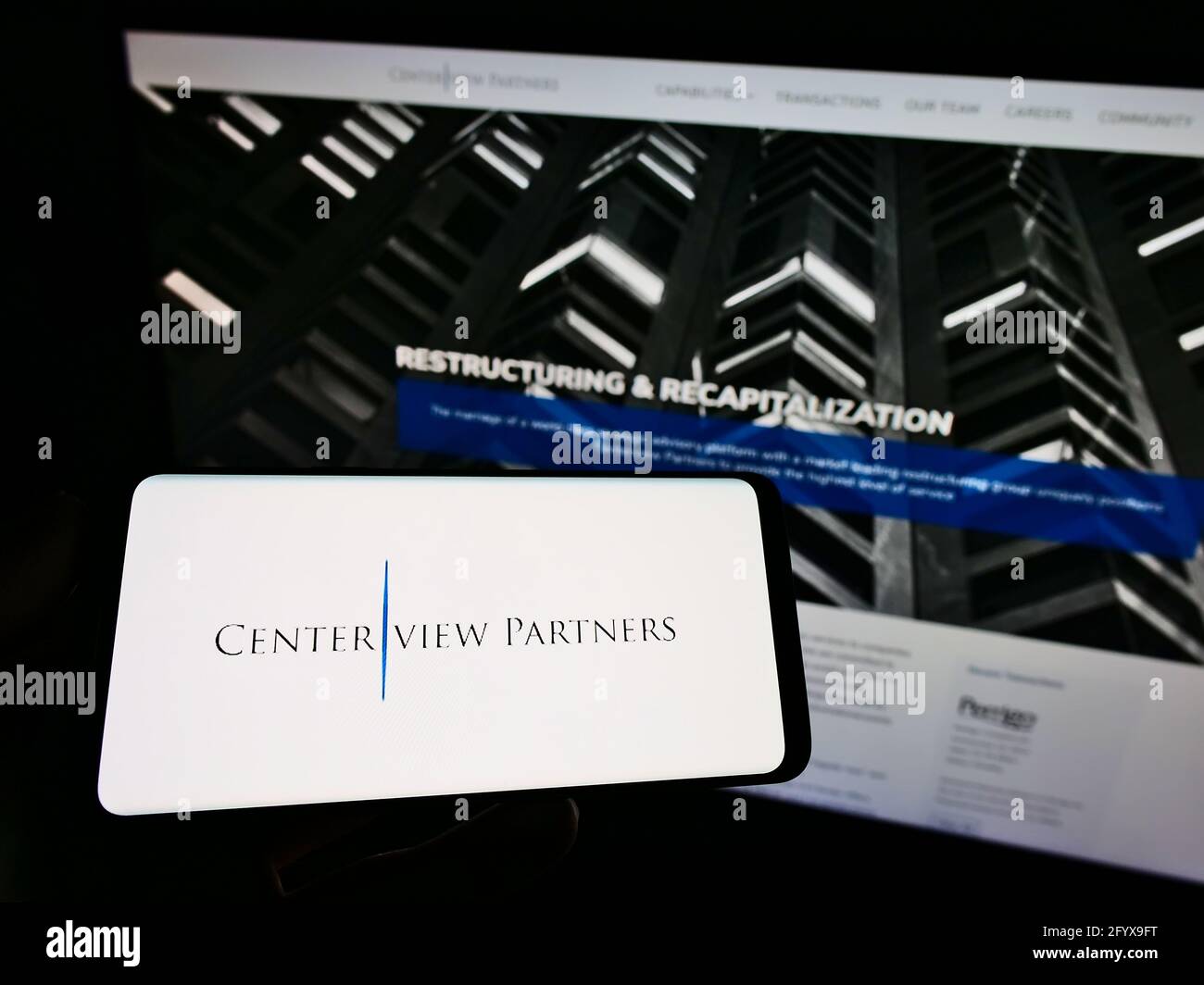 Business mergers hi-res stock photography and images - Alamy