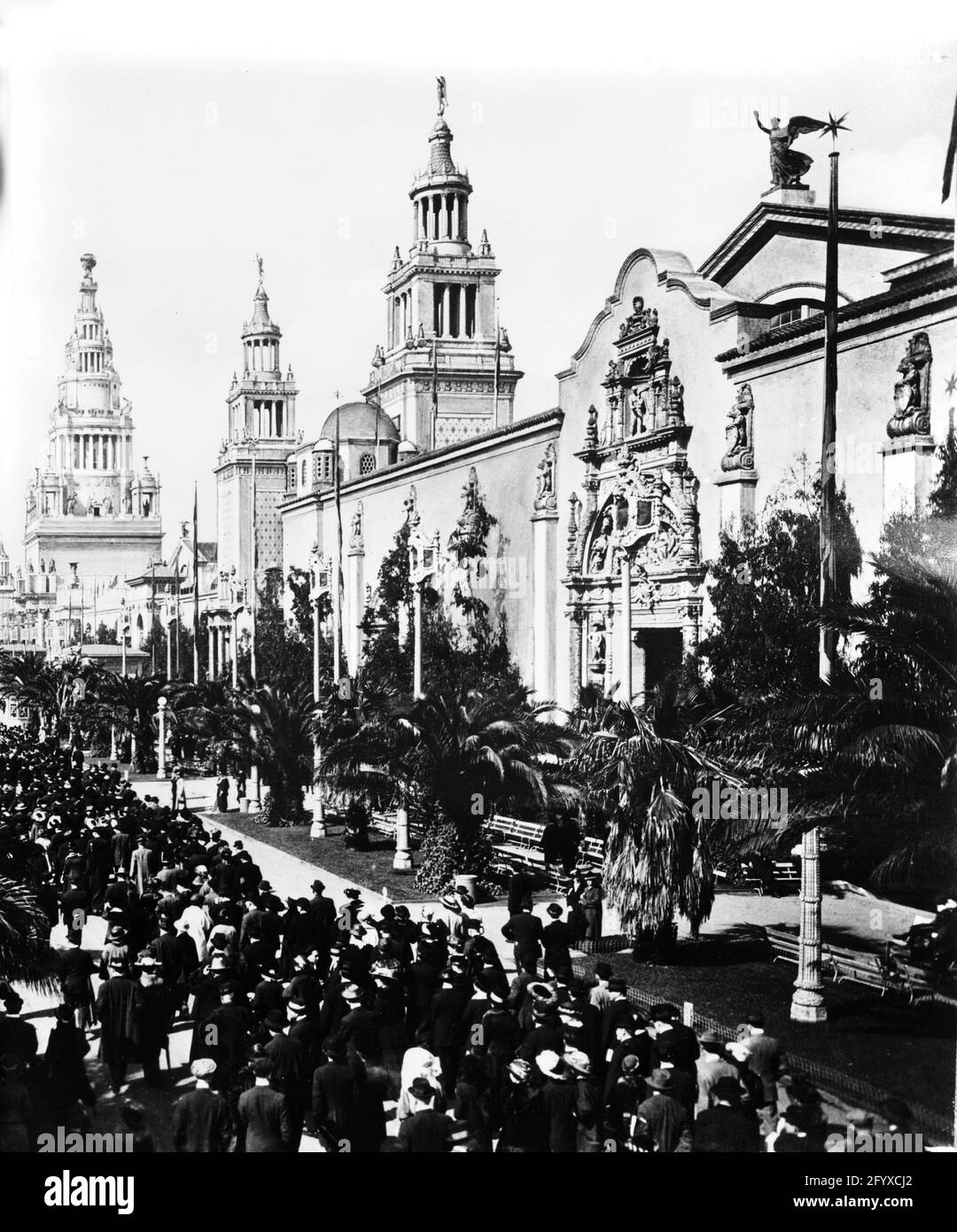 International pacific fair Black and White Stock Photos & Images - Alamy