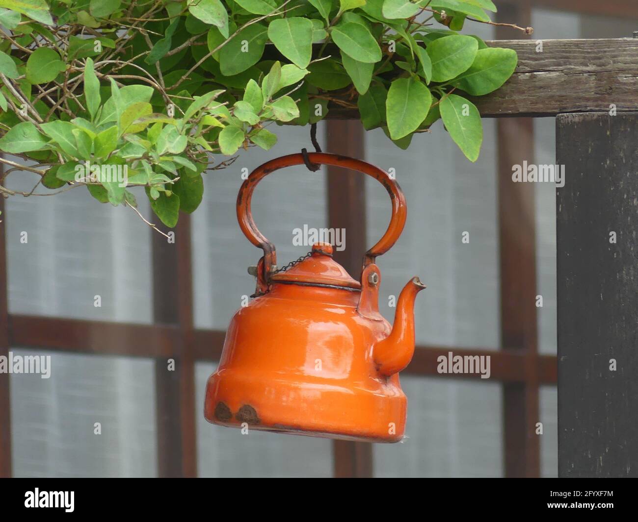 Vintage kettle outside hi-res stock photography and images - Alamy