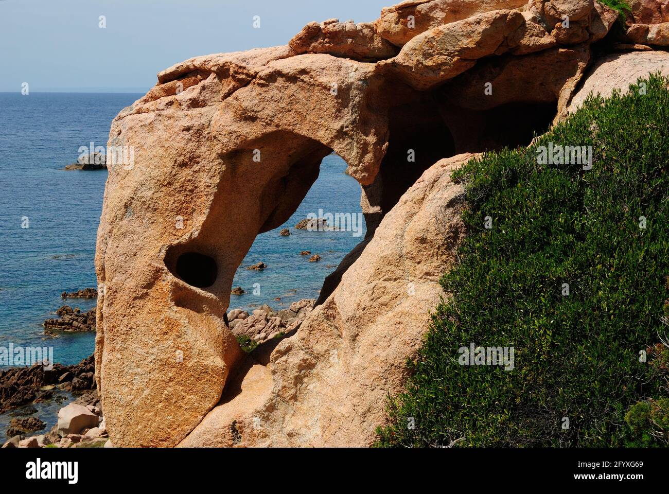 View of the coast between Li Cossi and Cala Tinnari Stock Photo - Alamy