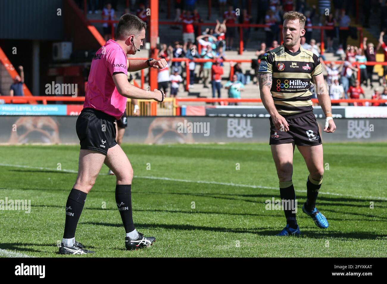 Ben Reynolds (30) of Leigh Centurions disagrees with referee Marcus ...