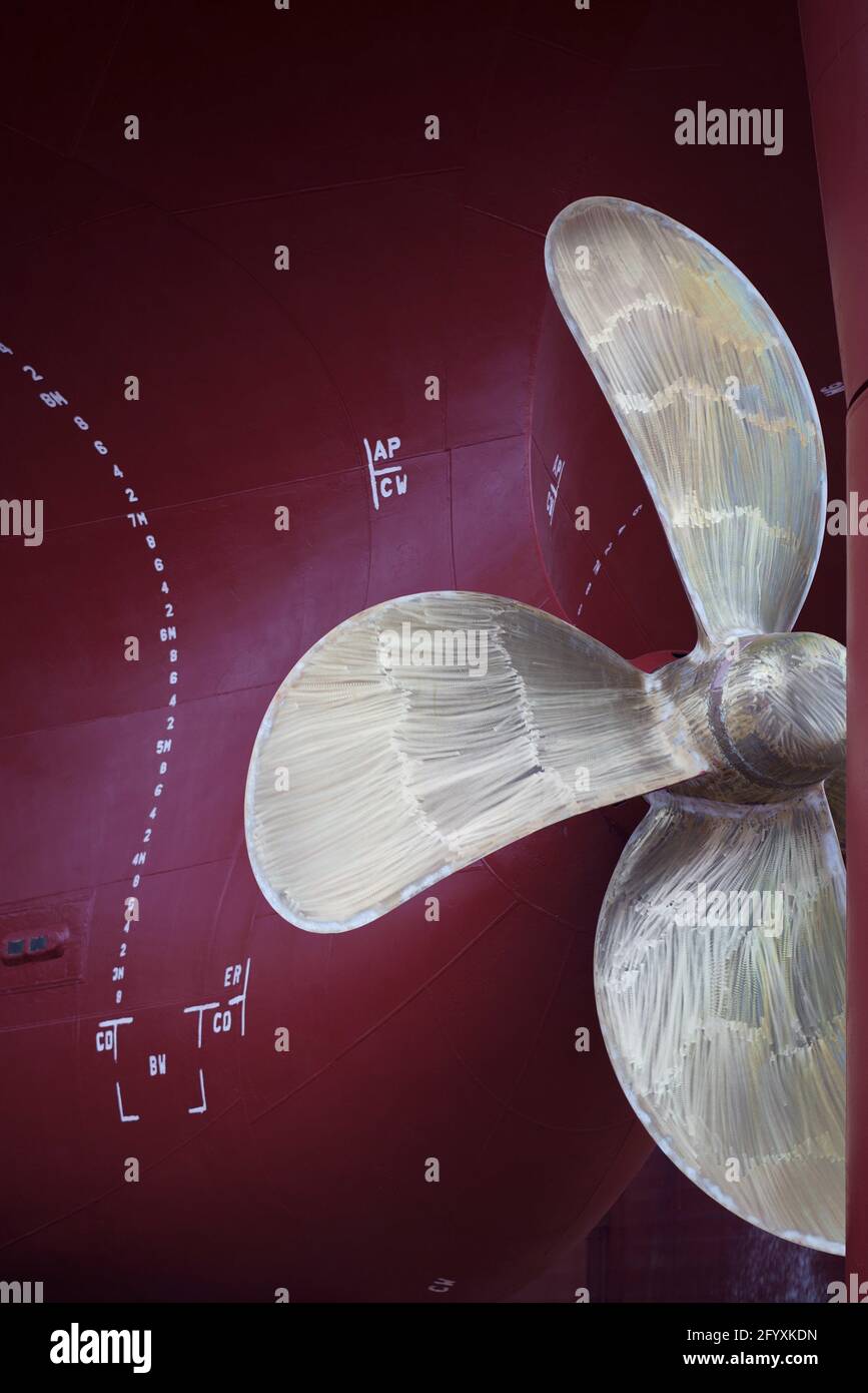 the propeller of a cargo ship during docking Stock Photo - Alamy