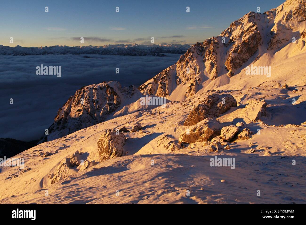 Winter inversion in the Alps Stock Photo - Alamy