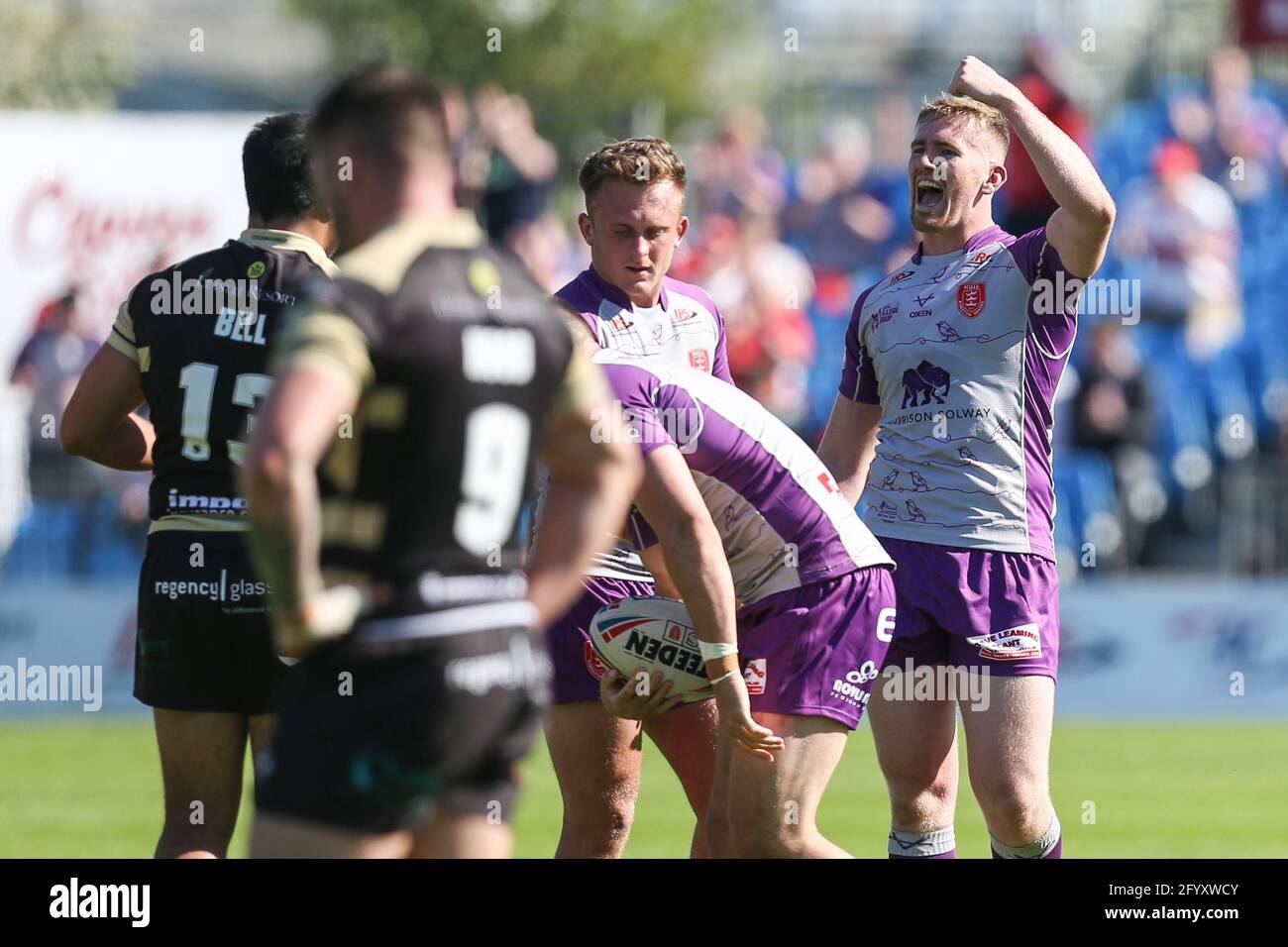 Rowan Milnes (25) of Hull KR celebrates after the final whistle Stock ...