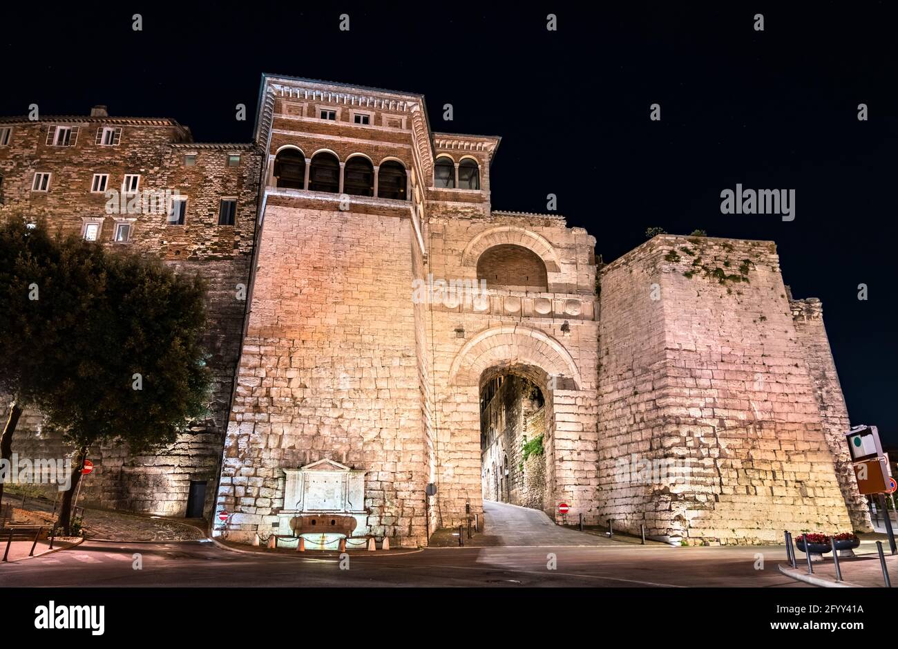 Ancient etruscan architecture hi-res stock photography and images - Alamy