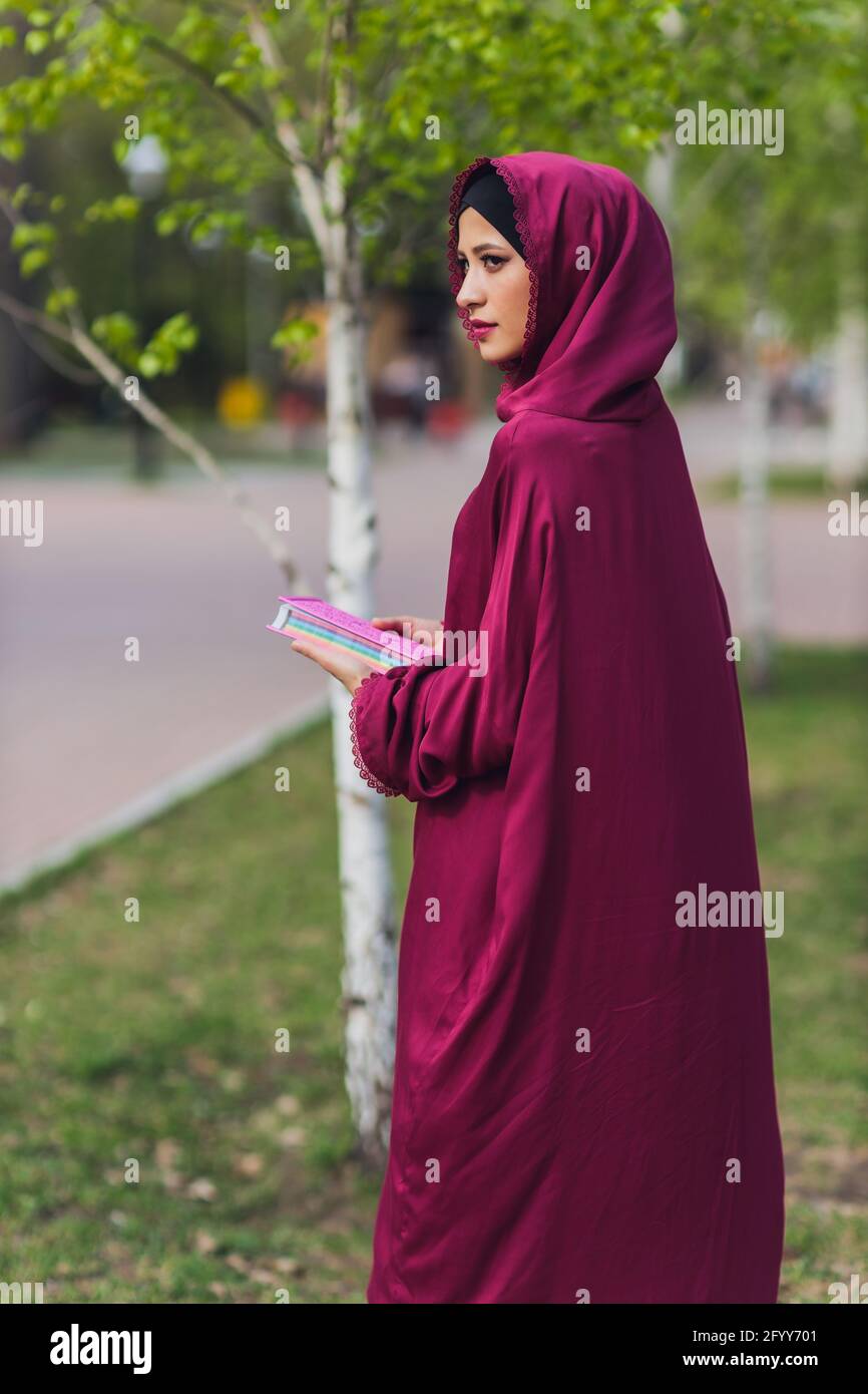 Confident Arab businessman smiling and walks of Dubai. Arab Business ...