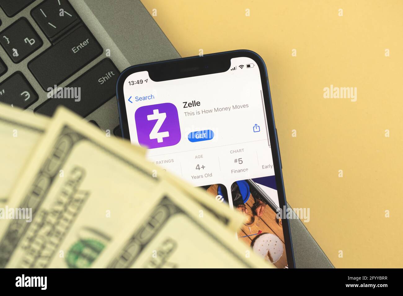 Zelle app hi-res stock photography and images - Alamy