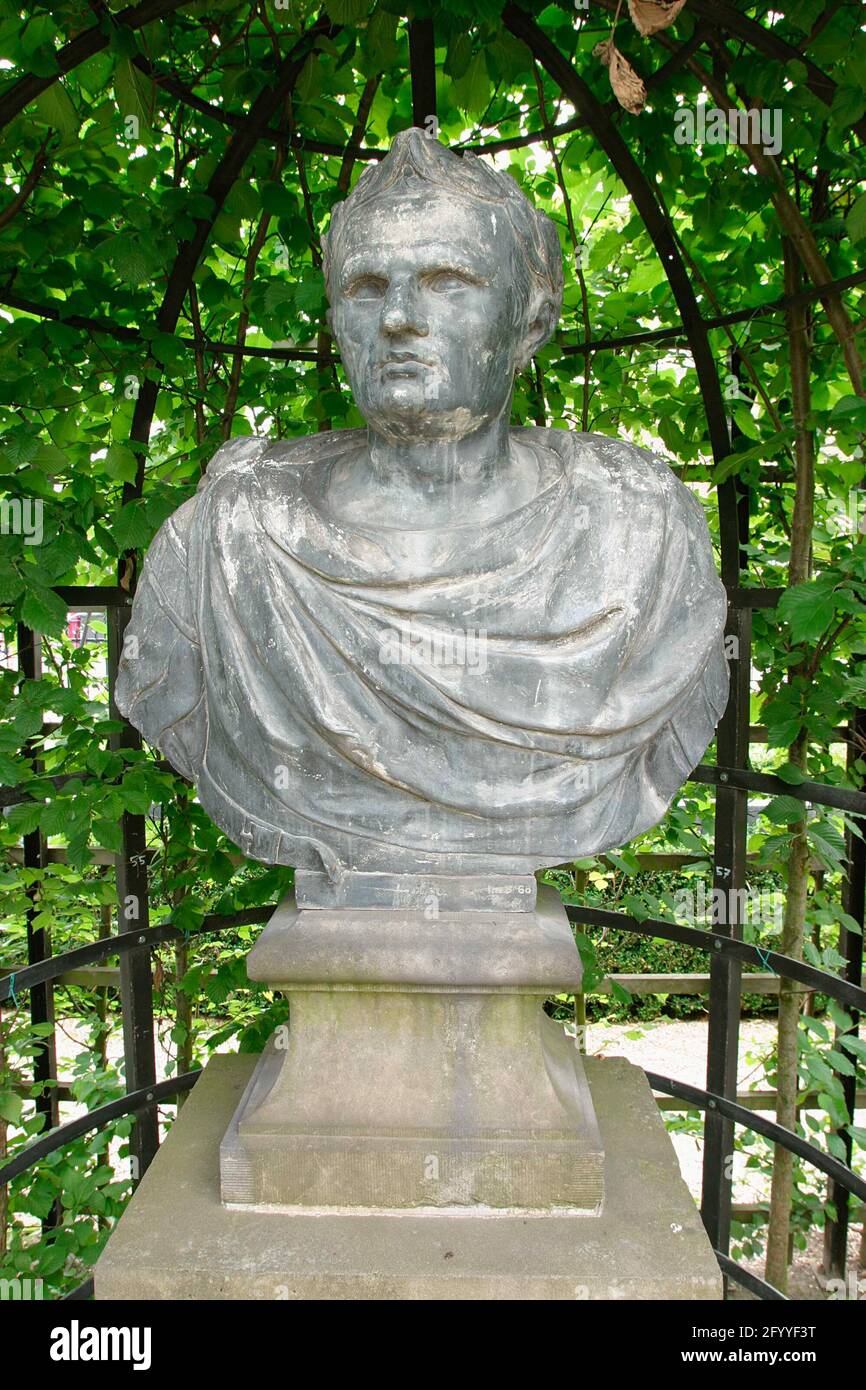 Best of Julius Caesar; Images in the garden, June 2003 Stock Photo - Alamy