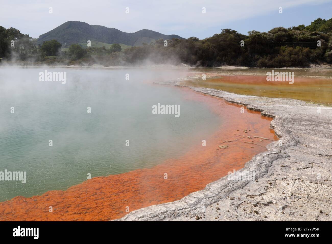 Wai-O-Tapu Thermalwunderland The Champagne Pool / Wai-O-Tapu Thermal ...