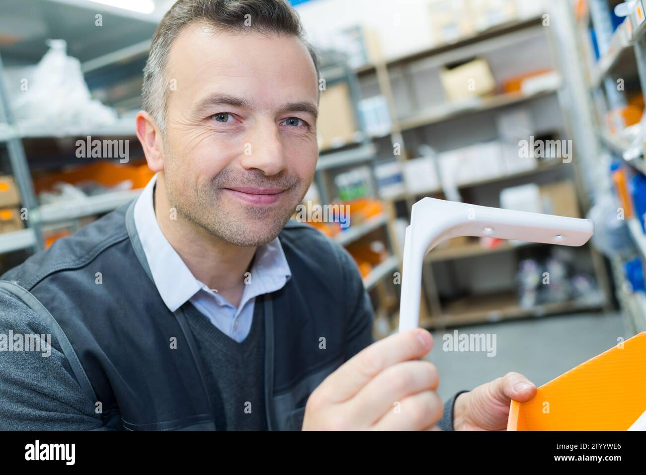 Inventory levels hi-res stock photography and images - Alamy