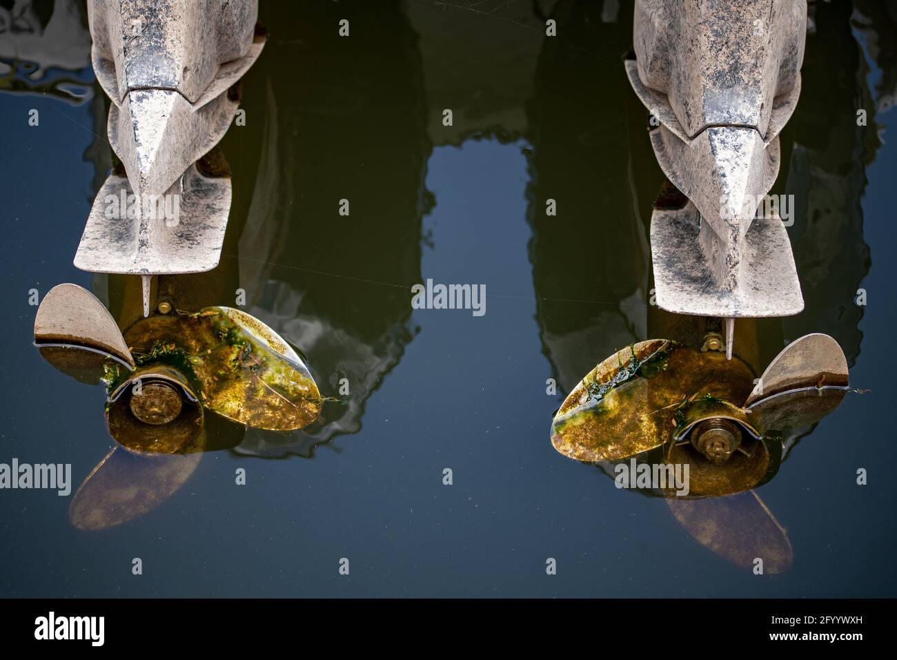 Motor boat bolts. Seaweed on propeller blades. Spring season Stock ...