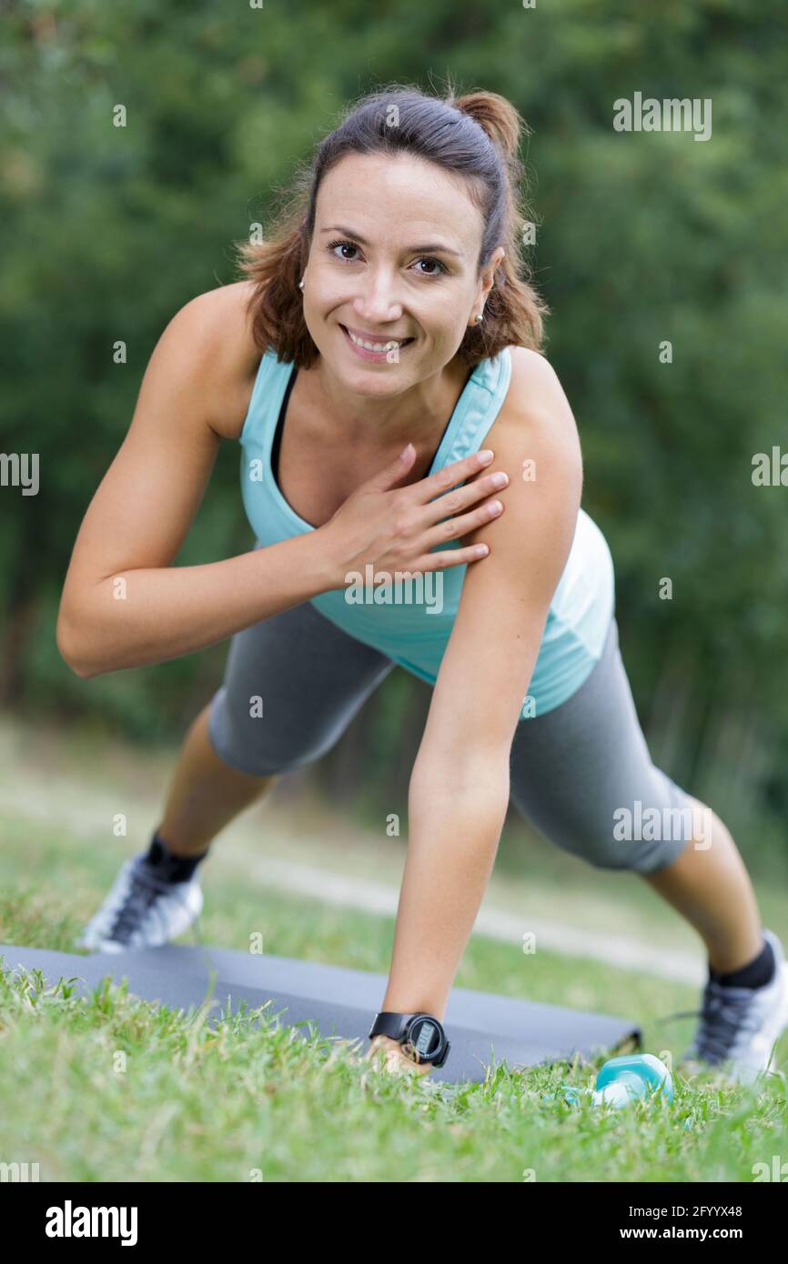 Planking wellness hi-res stock photography and images - Alamy