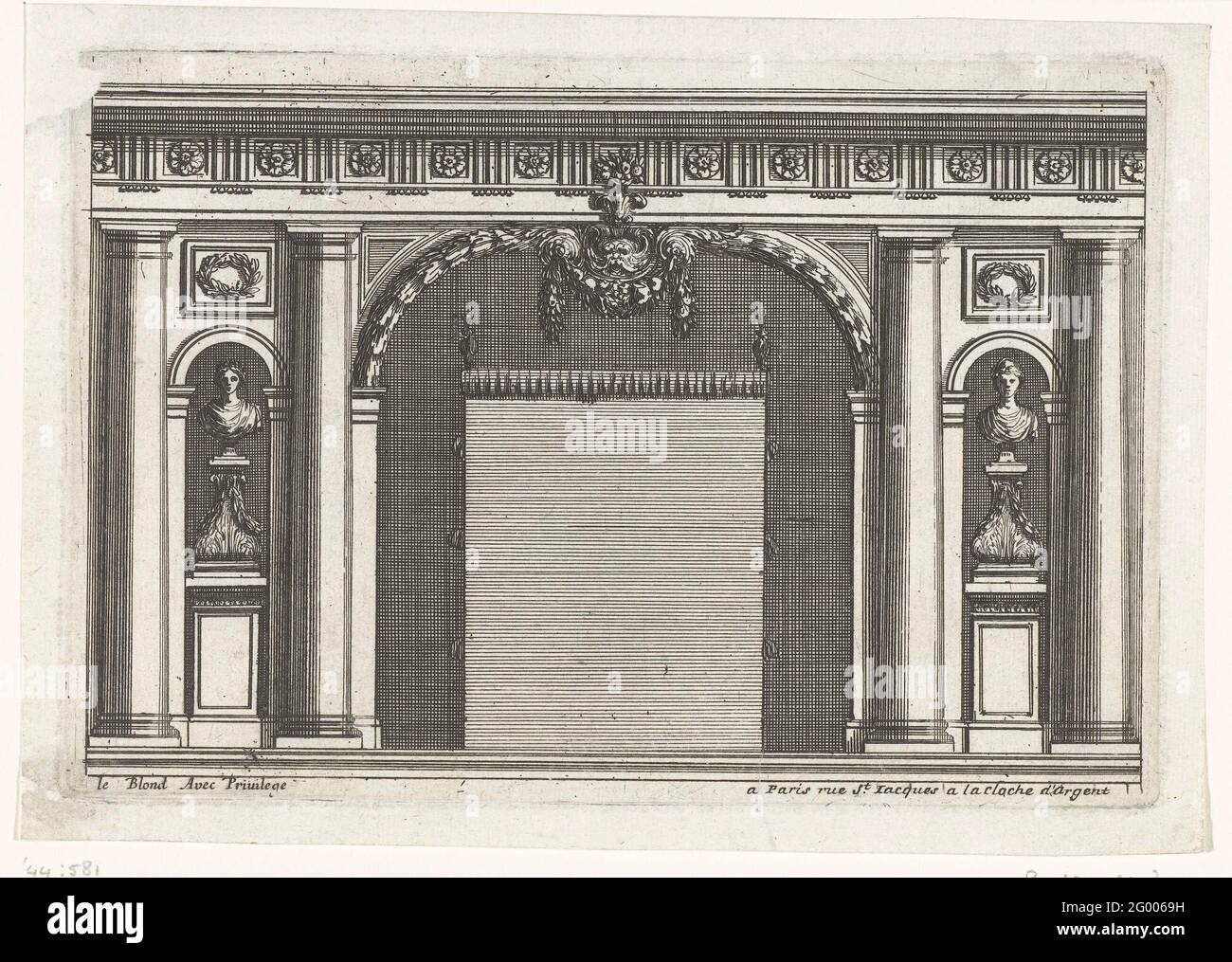 Wall with narrow niches next to alcove; Alkoven. The wall is decorated ...