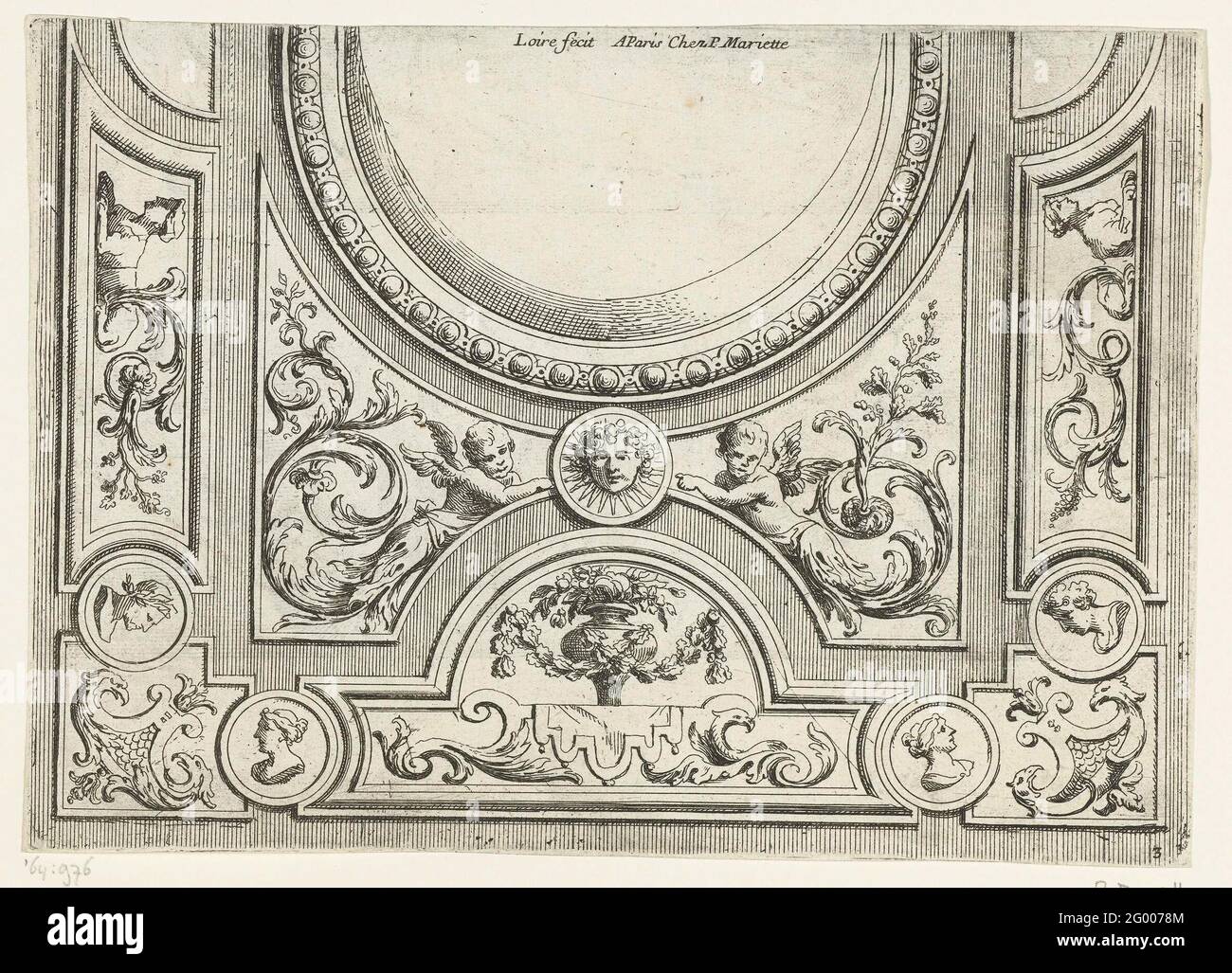 Half round ceiling hi-res stock photography and images - Alamy