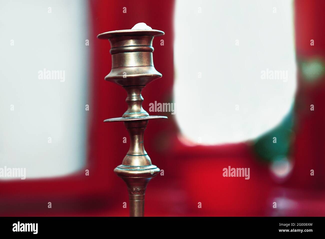 Copper candlestick hi-res stock photography and images - Alamy