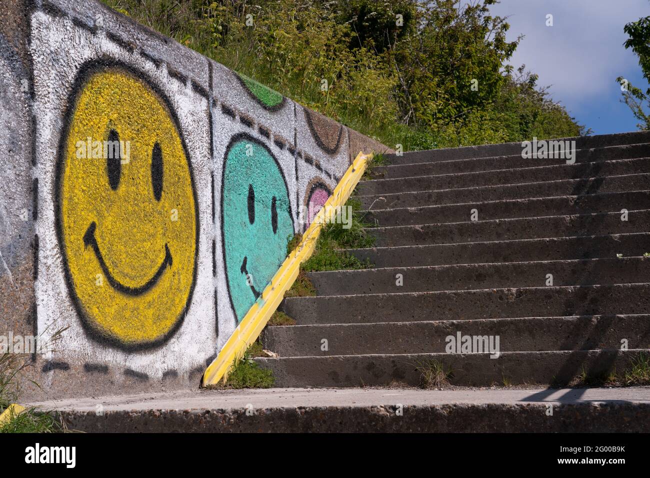 Dover road sign hi-res stock photography and images - Alamy