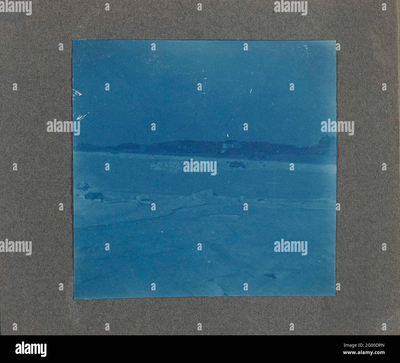 Cyanotypes hi-res stock photography and images - Alamy