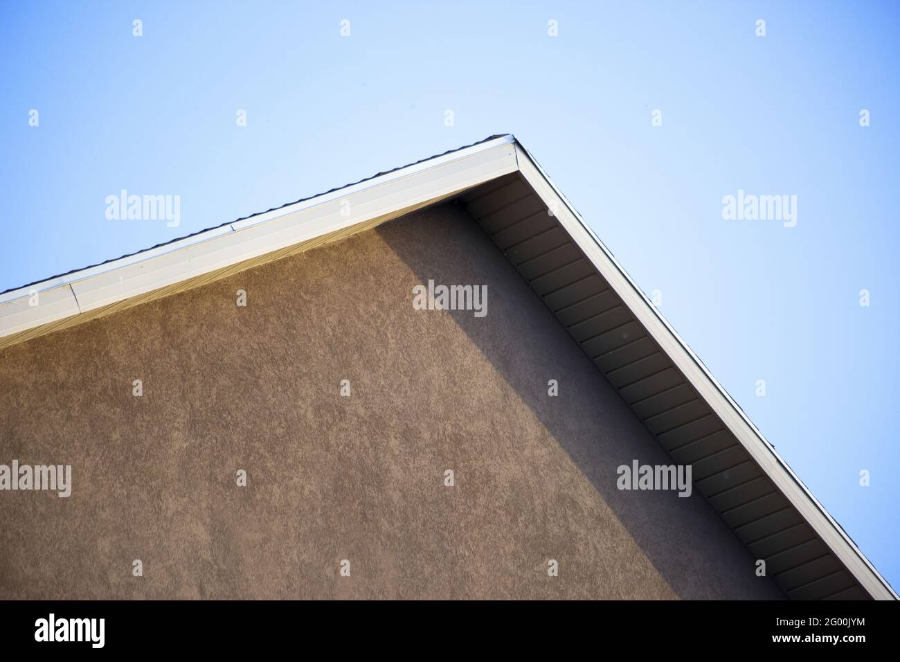 Plain colored wall shot hi-res stock photography and images - Alamy
