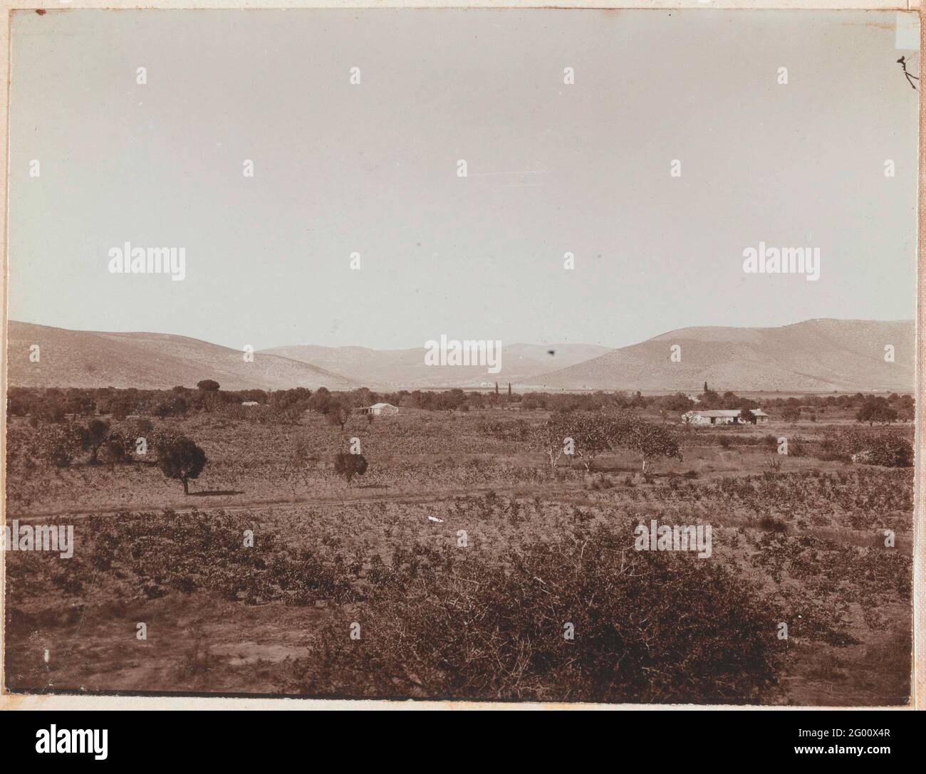 Plain of marathon hi-res stock photography and images - Alamy