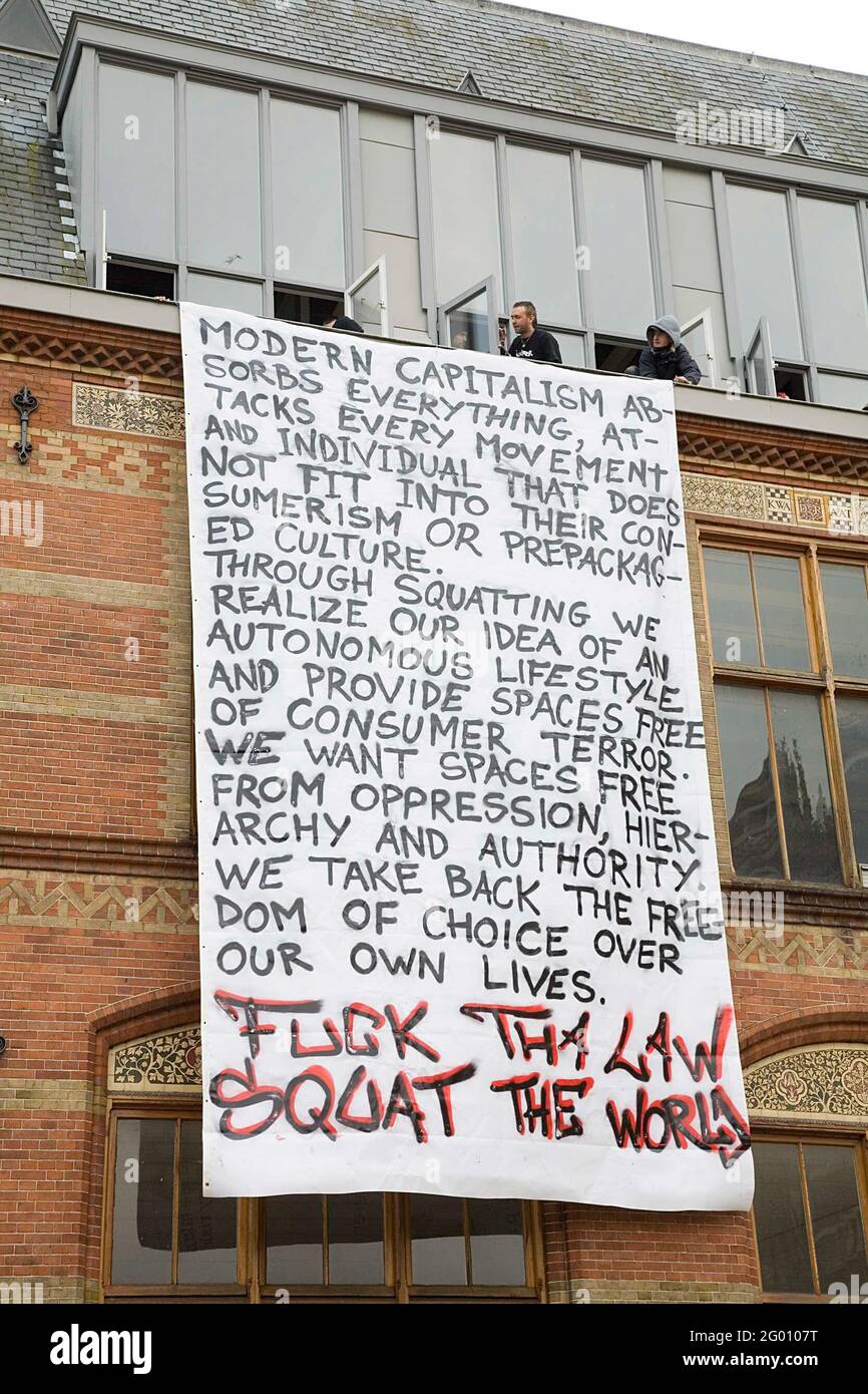 Squatters school hi-res stock photography and images - Alamy