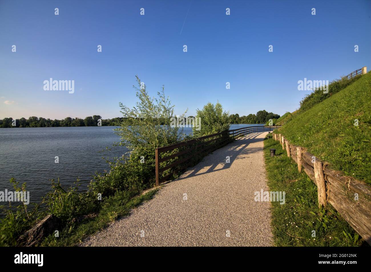 Summer sunset colours hi-res stock photography and images - Alamy