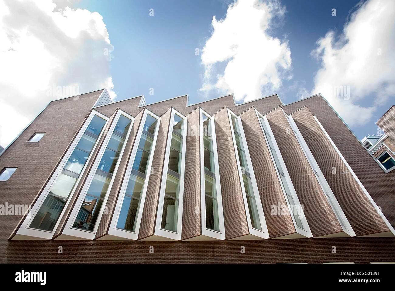 Triangular bay windows; Atelier building, July 2007 (shortly before the ...