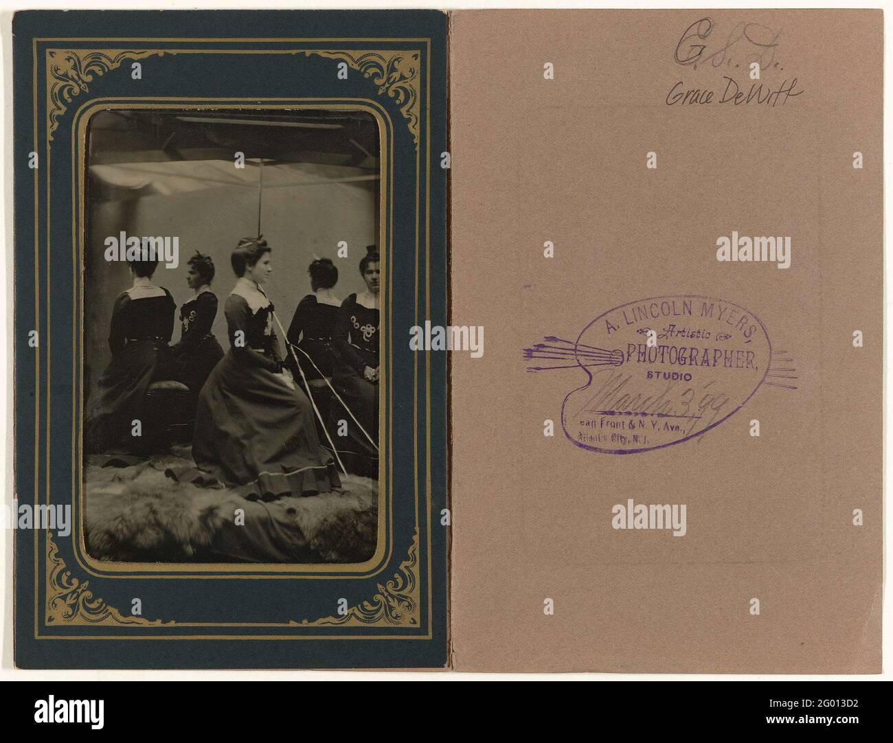 Grace dewitt hi-res stock photography and images - Alamy