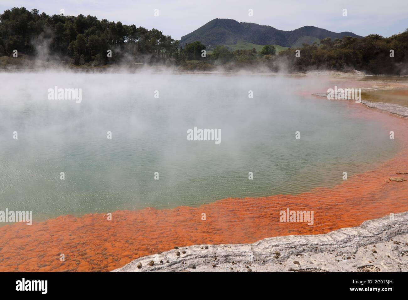 Wai-O-Tapu Thermalwunderland The Champagne Pool / Wai-O-Tapu Thermal ...