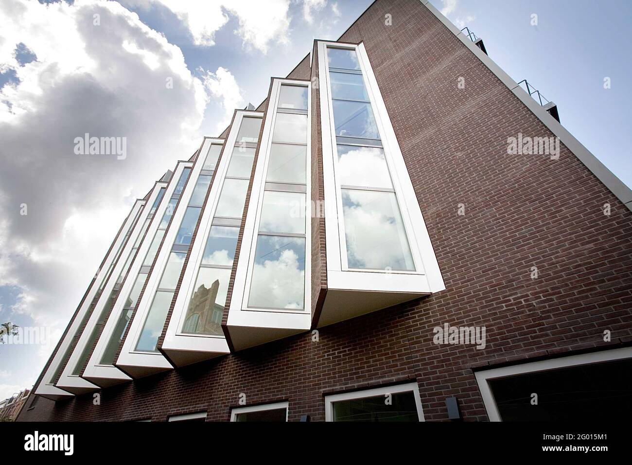 Triangular bay windows; Atelier building, July 2007 (shortly before the ...