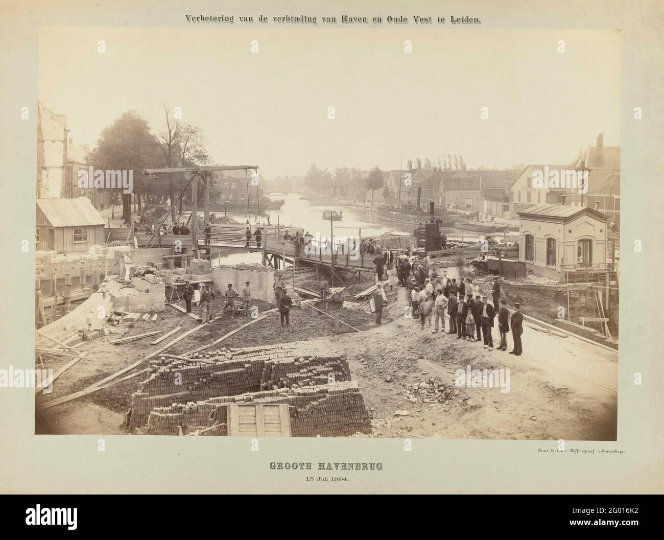 Work on the Grote Havenbrug in Leiden. Work on the large port bridge in ...