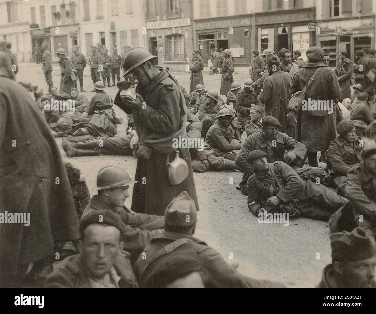 French prisoners of war. French prisoners of war, most sitting on the ...