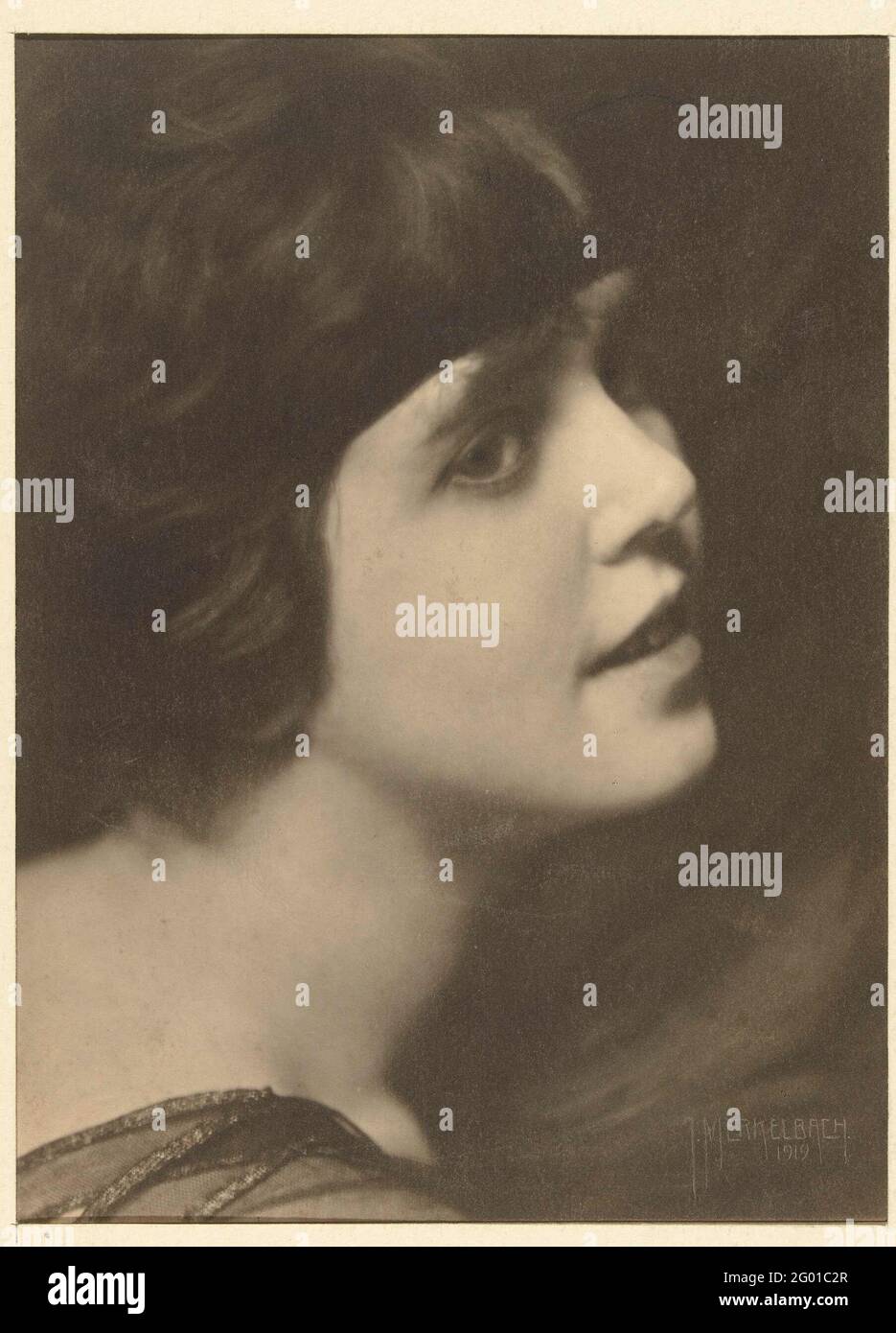 Portrait of actress lily building master Stock Photo - Alamy